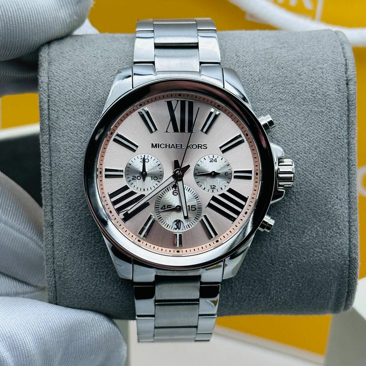 Наручные часы