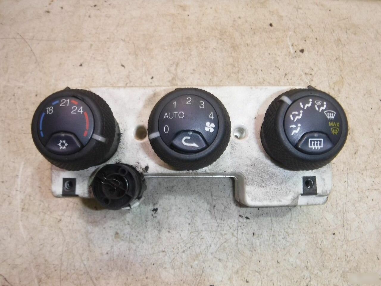 Блок управления отопителем Alfa Romeo 156 I (1997—2002) 16238079