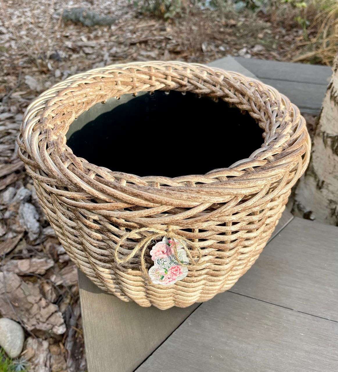 Кашпо из ротанга, сандал с косой, 12 л, с дренажными отверстиями