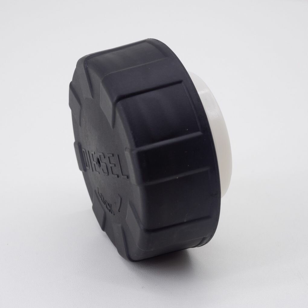 Крышка бензобака диаметр 66 мм MMC FUSO, ZEVS (пластиковая, с резъбой, без ключа)