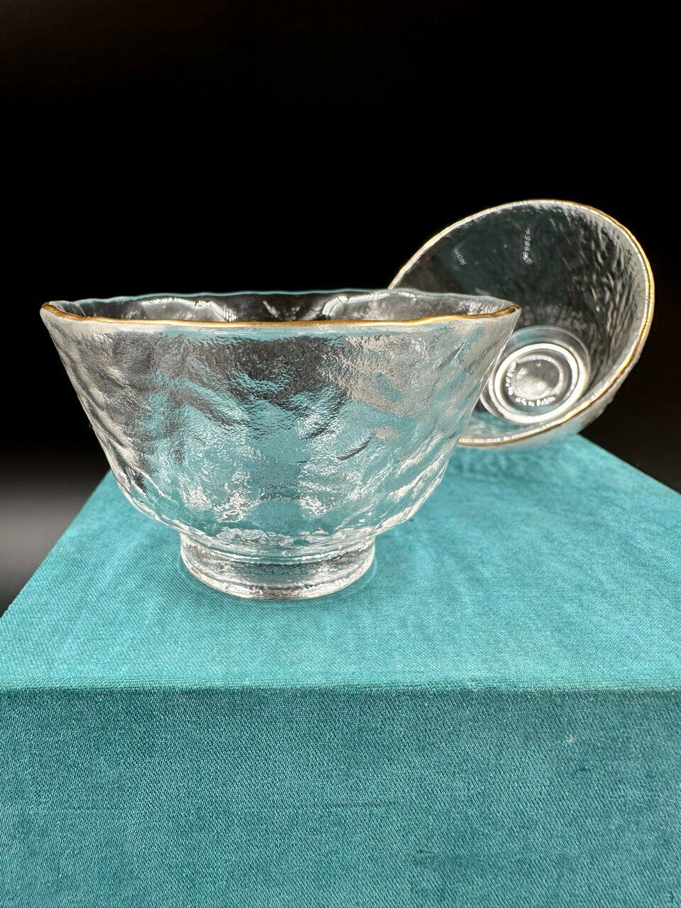 Пиала для чая стеклянная с золотым ободком "Ледяная", 70мл.