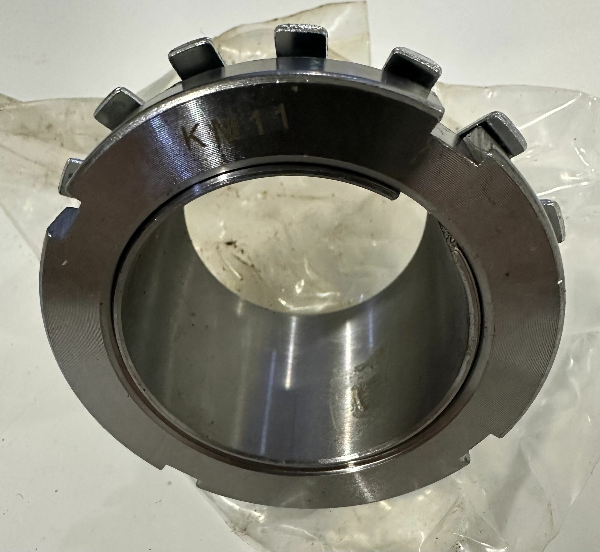 Гайка КМ11 со стопорной шайбой в сборе