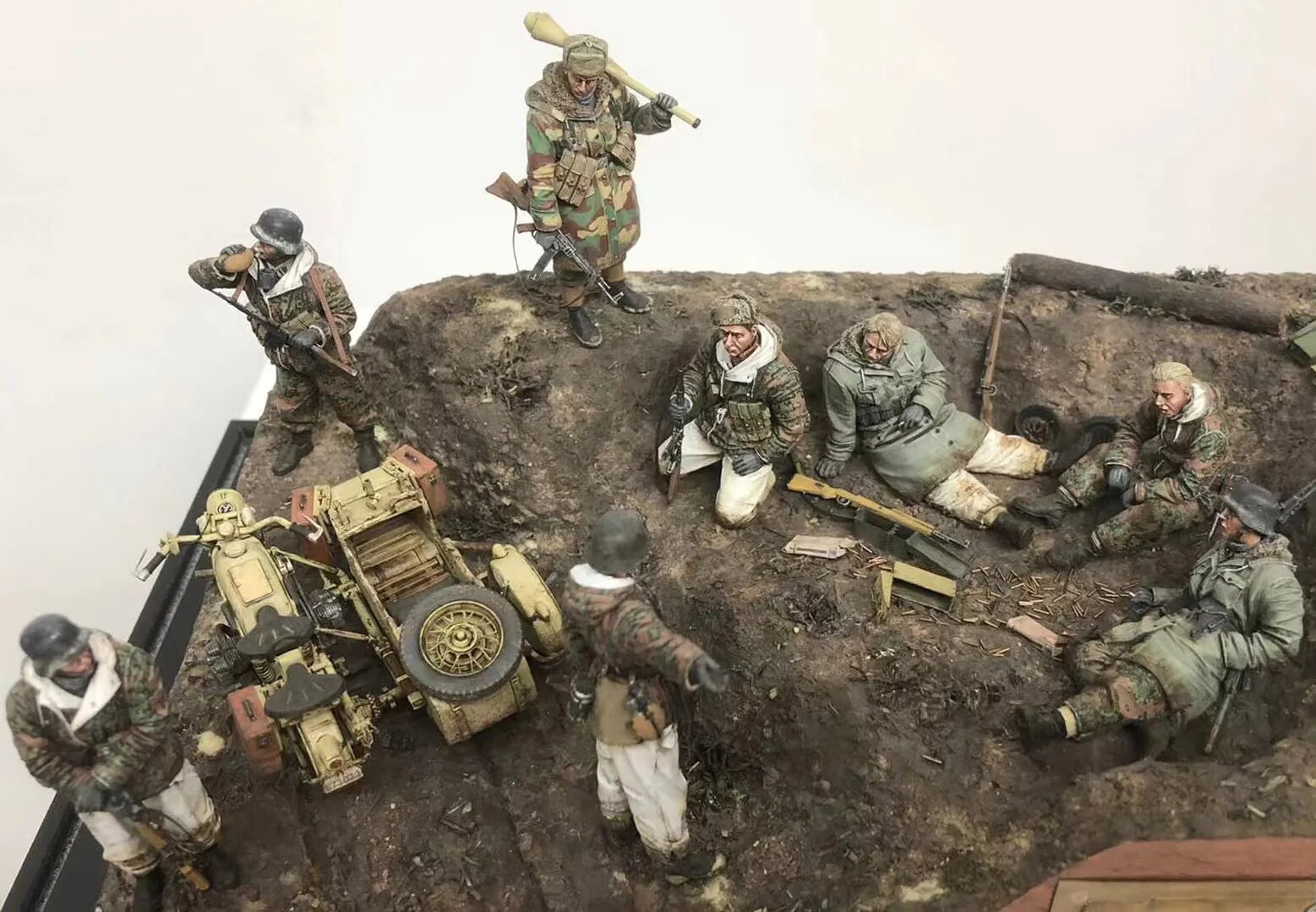 CHUYUN Военные фигурки солдаты модель 1/35 набор 8 шт
