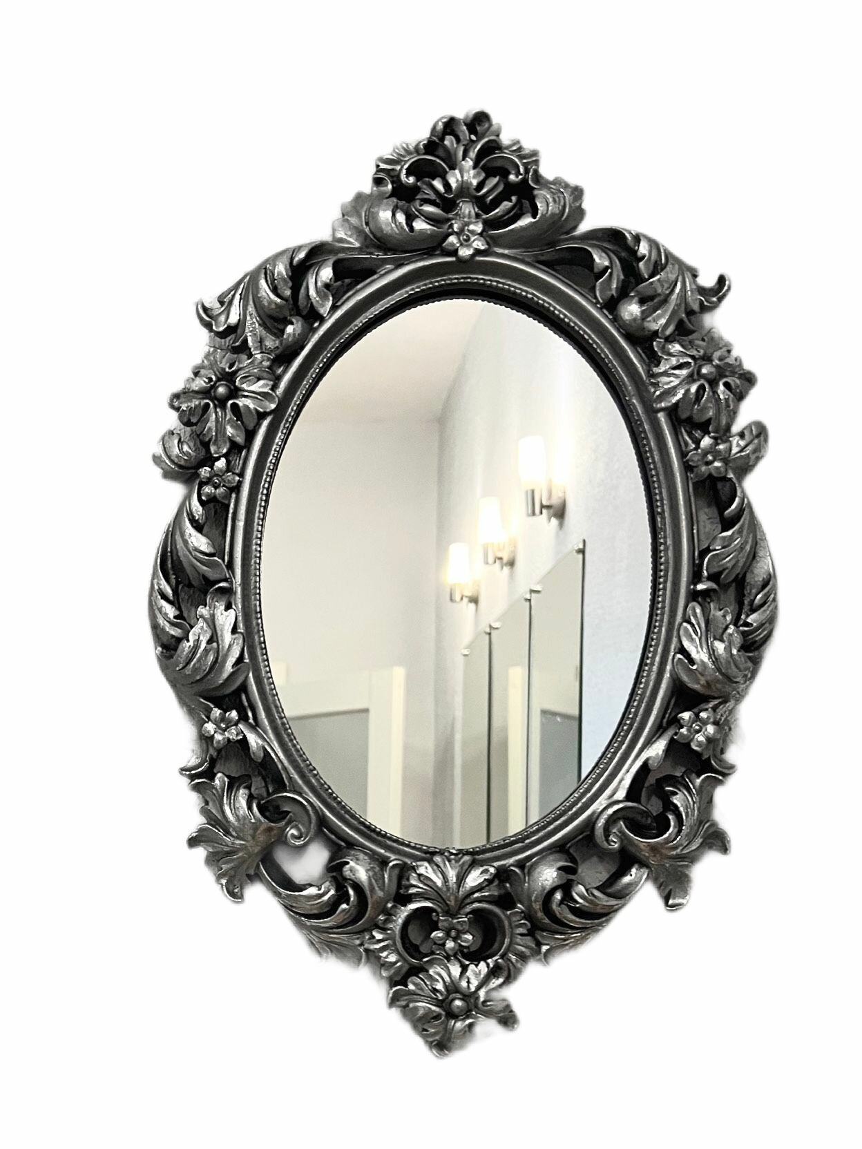 Зеркало настенное в интерьер/прихожую 43 на 28 см, серебристый цвет, ручная работа, винтажное