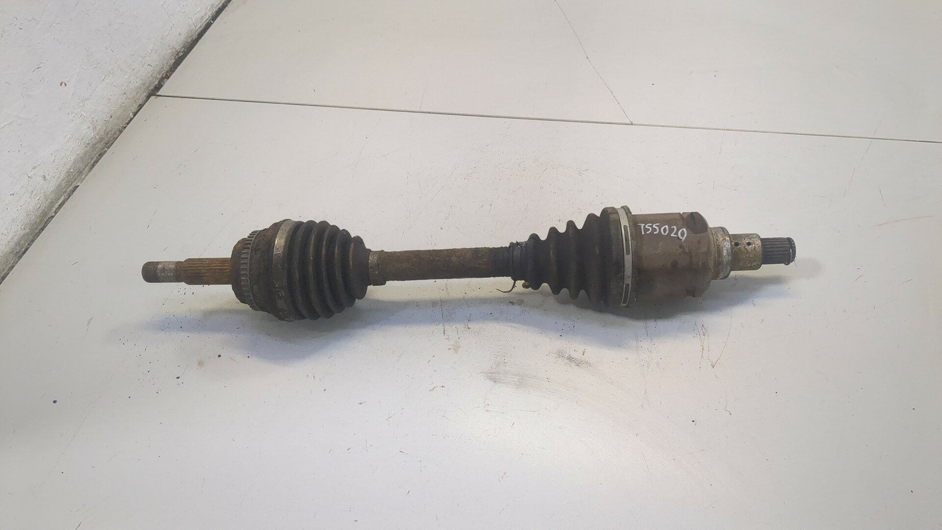 Полуось (вал, шрус) левая передняя Toyota RAV 4 Б/У