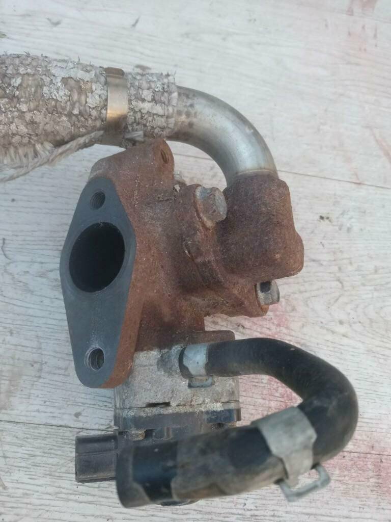 Клапан EGR Nissan Almera N16 2002