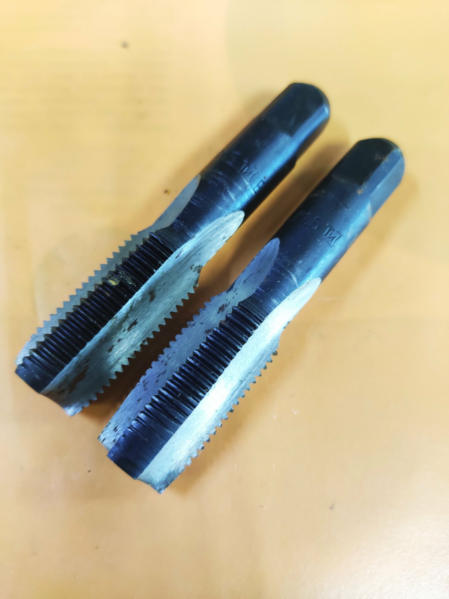 Метчик М 16*1,5 (комп. из 2-х)