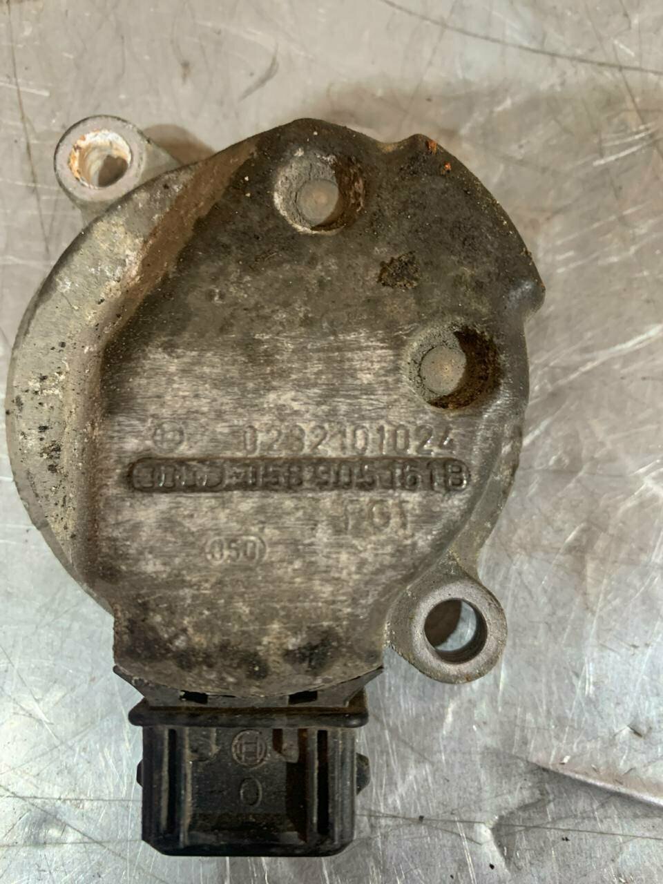 Датчик распредвала Audi A6 C5 (1997 - 2001) 232101024