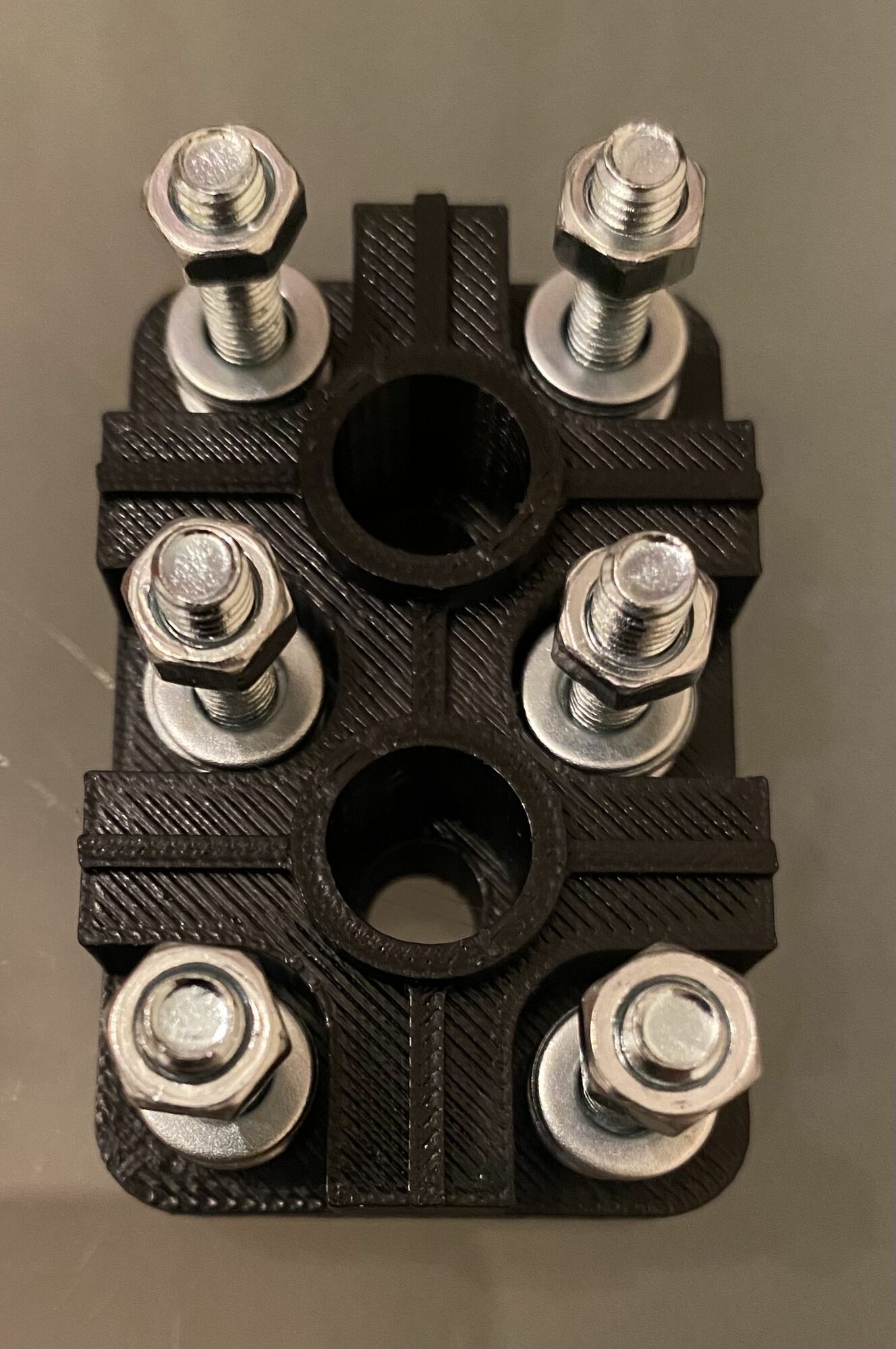 Колодка клеммная для электродвигателя, 60мм. х 38мм.