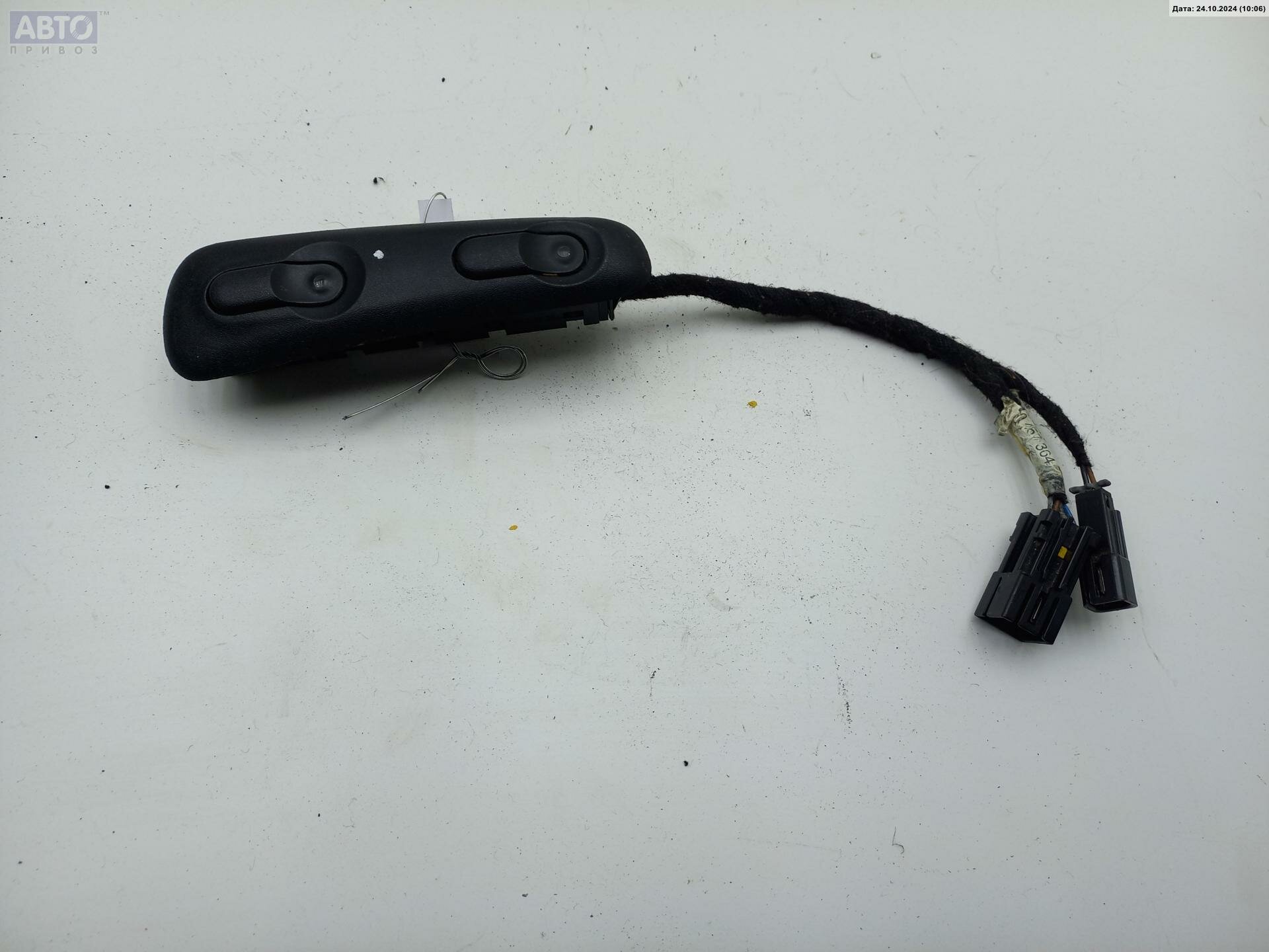 Кнопка стеклоподъемника переднего правого Opel Omega B (1994-2003)