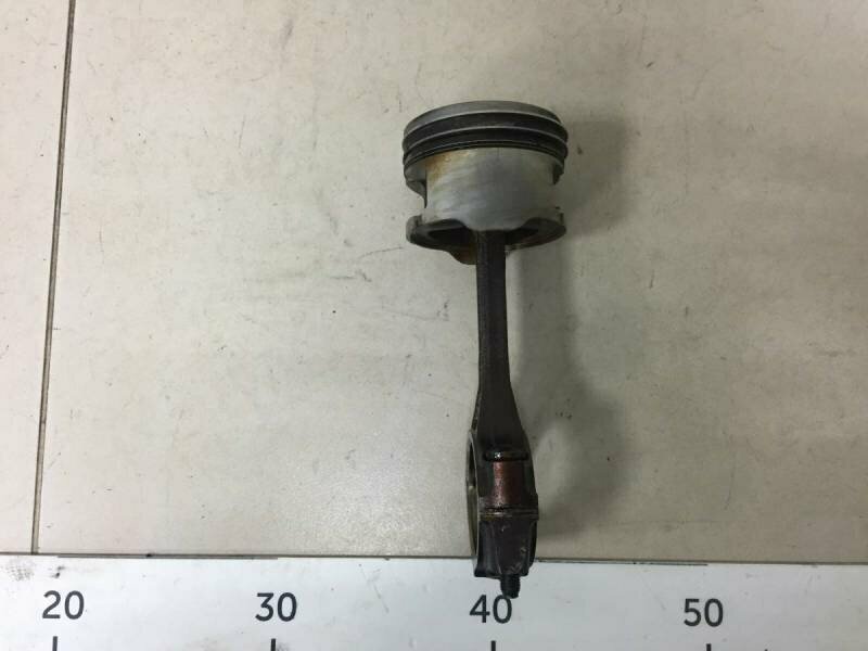 Поршень с шатуном Hyundai Accent LC, Tagaz 2000-2012 кат.номер: 2341022713 2341022880 2351026010