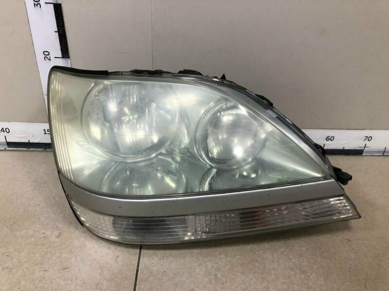 Фара правая Lexus RX 300 XU10 1997-2003 кат.номер: 8111048090