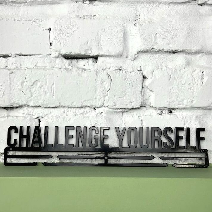 Медальница металлическая Испытай себя, вешалка для медалей держатель на стену, черная, размер 34*6.5