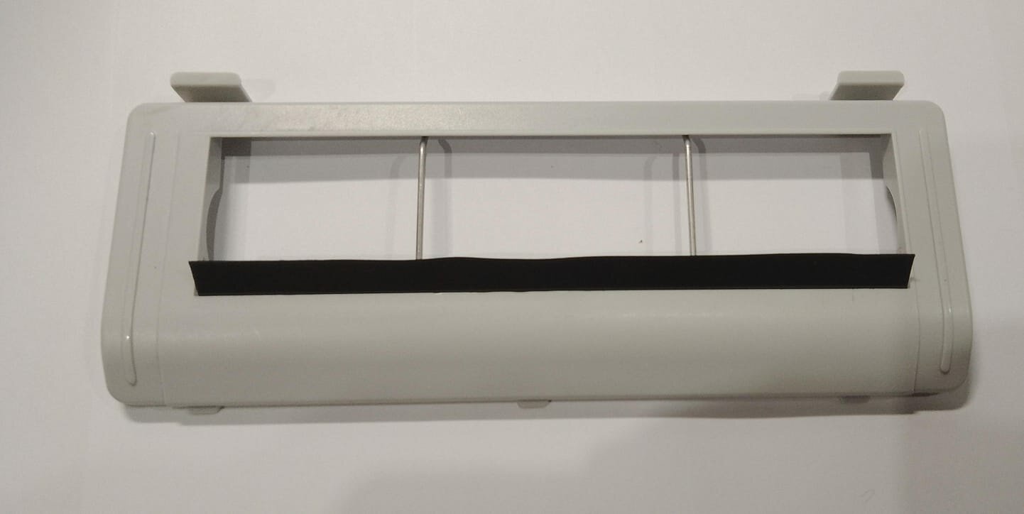 Крышка центральной щетки (турбо щетки) робота пылесоса Xiaomi Robot Vacuum E10 (B112)