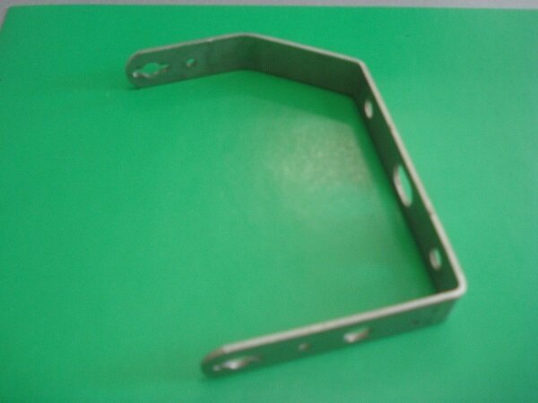 Крепёж провода питания утюга Lelit FS006