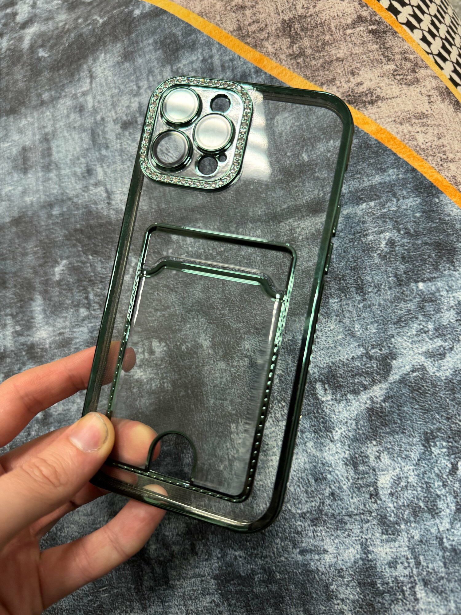 Чехол MyPads на iPhone 14 Pro тонкая силиконовая крышка с защитой задней камеры со стразами и отделением для банк карты.