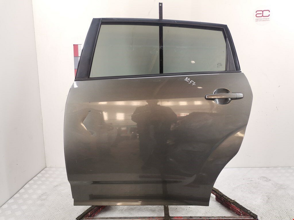 Дверь задняя левая Toyota Corolla Verso 2 670040F010 арт. 1628116