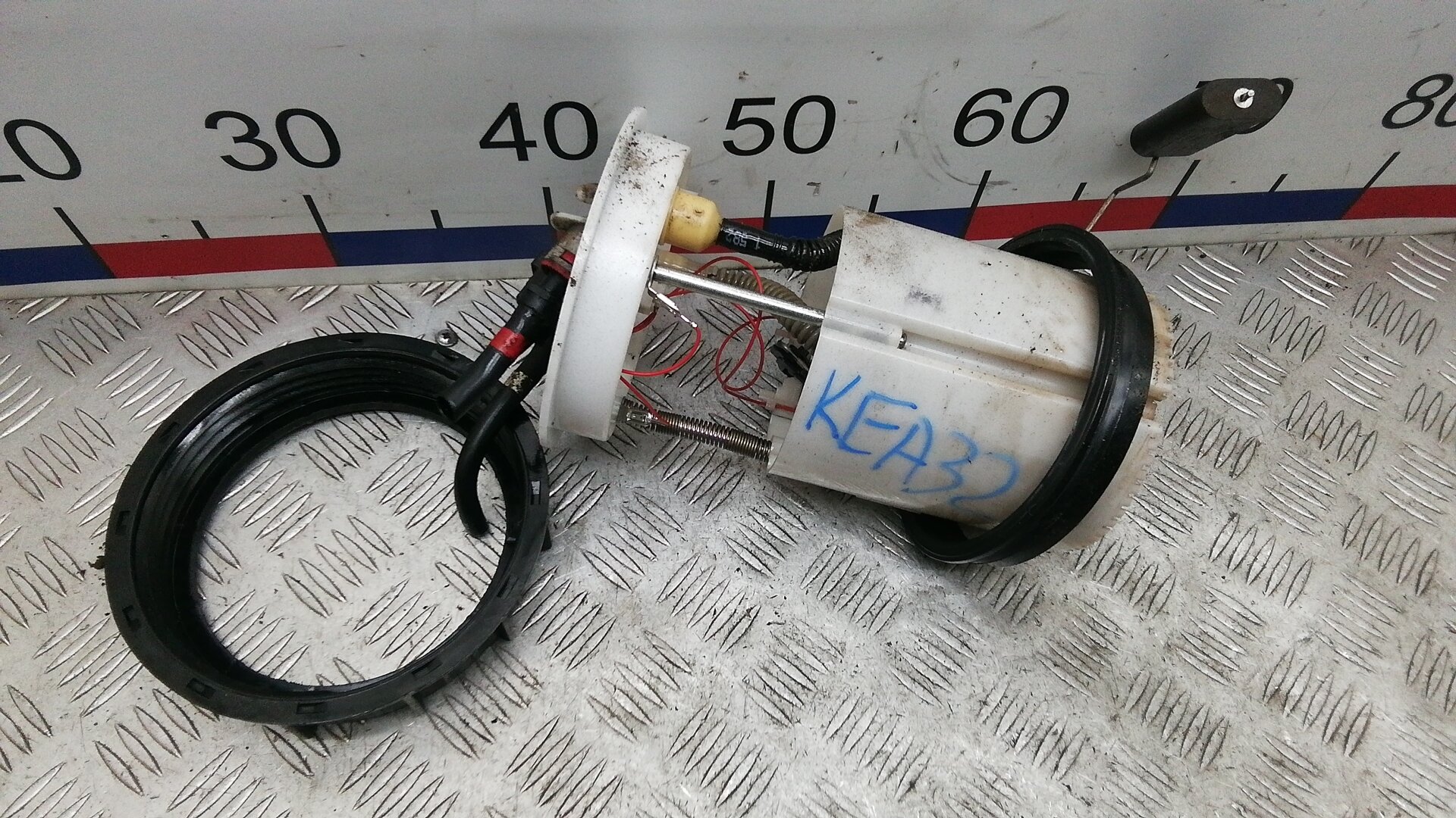 Датчик уровня топлива FORD FOCUS 3