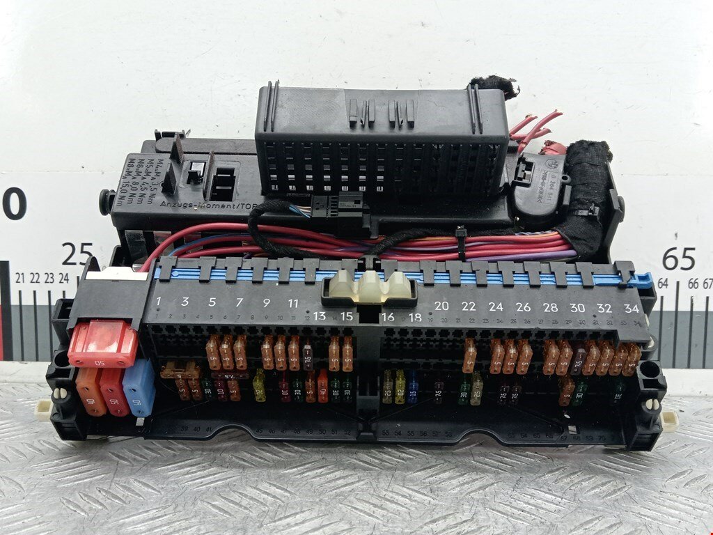 Блок предохранителей BMW X3 (E83) 61138364530 арт. 1982876