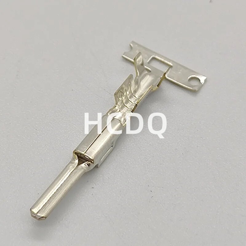 Оригинальный корпус и разъем автомобильного коннектора 90980-11010 поставляются со склада terminal X6