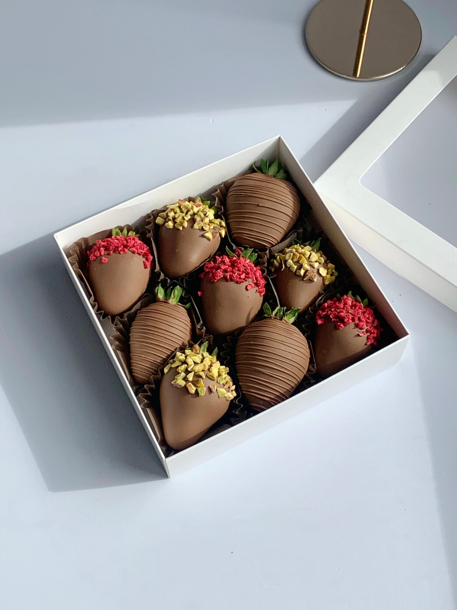 Клубника в шоколаде набор 9 ягод подарочный набор