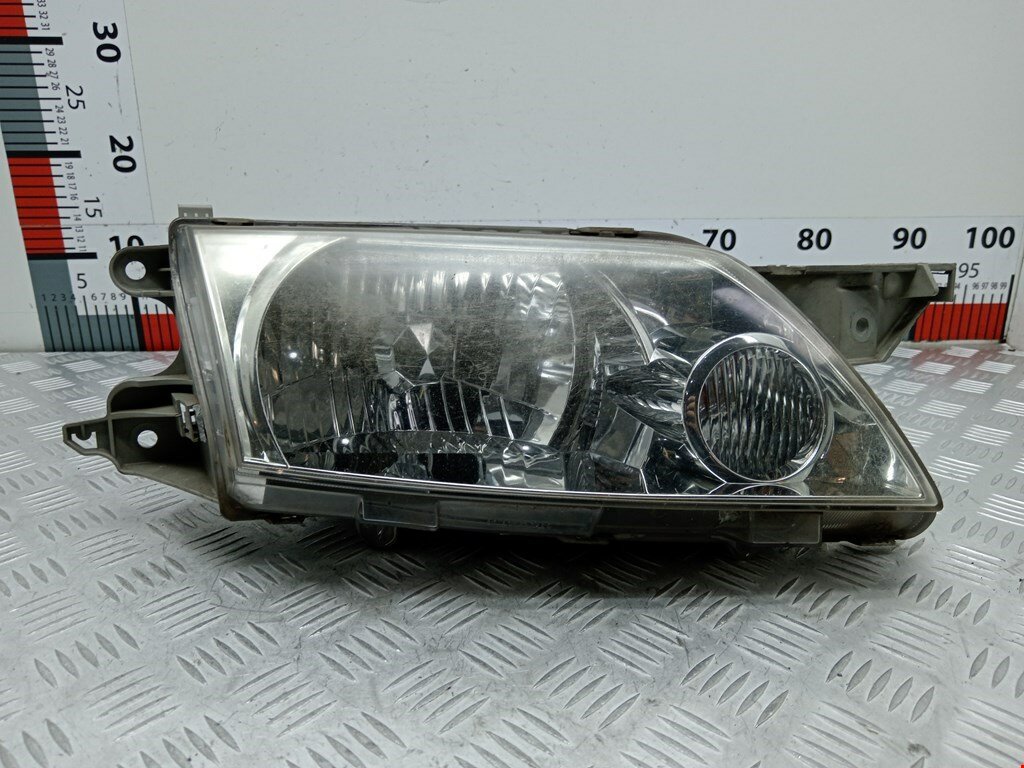 Фара правая Mazda Premacy CB81510K0A арт. 1902925