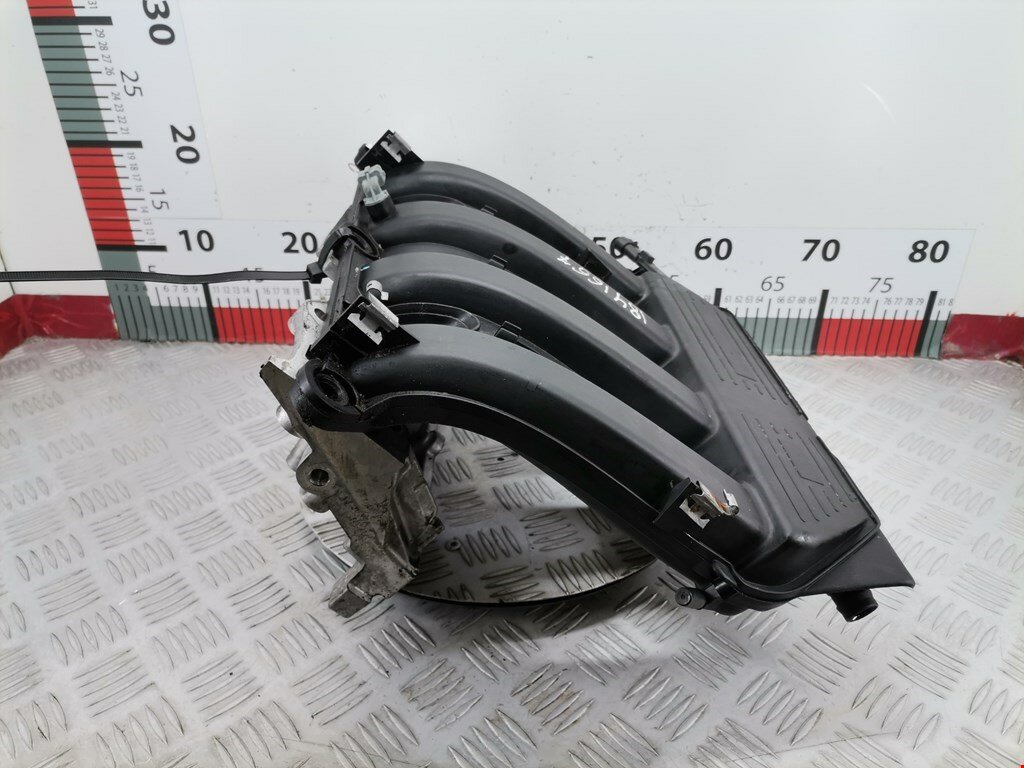 Коллектор впускной Renault Laguna 2 140037159R арт. 1846547