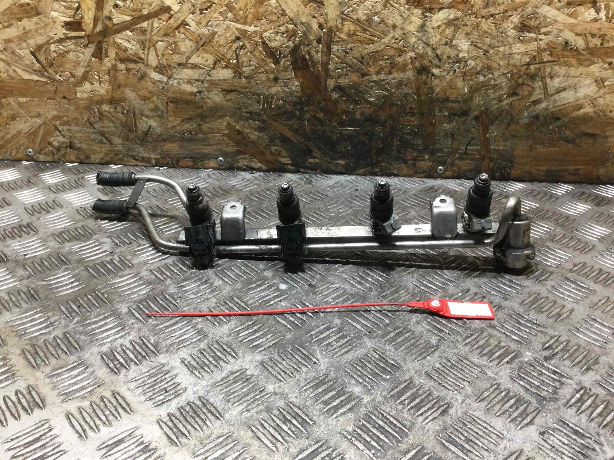 Б/У Форсунка Audi A3 8L (1996-2000) 1999 г.