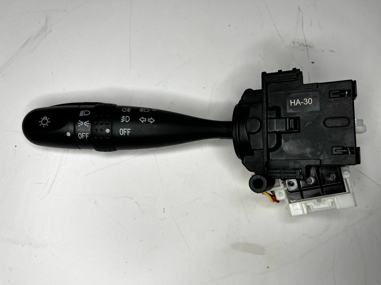 Переключатель подрулевой левый Faw Vita [1.3 16V 5MT хетчбэк] 8414052A30