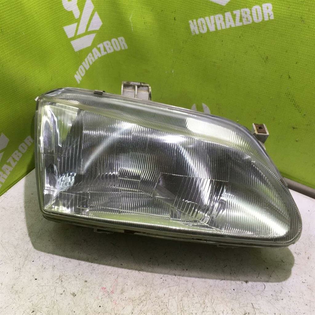 Фара правая Renault Megane 96-99