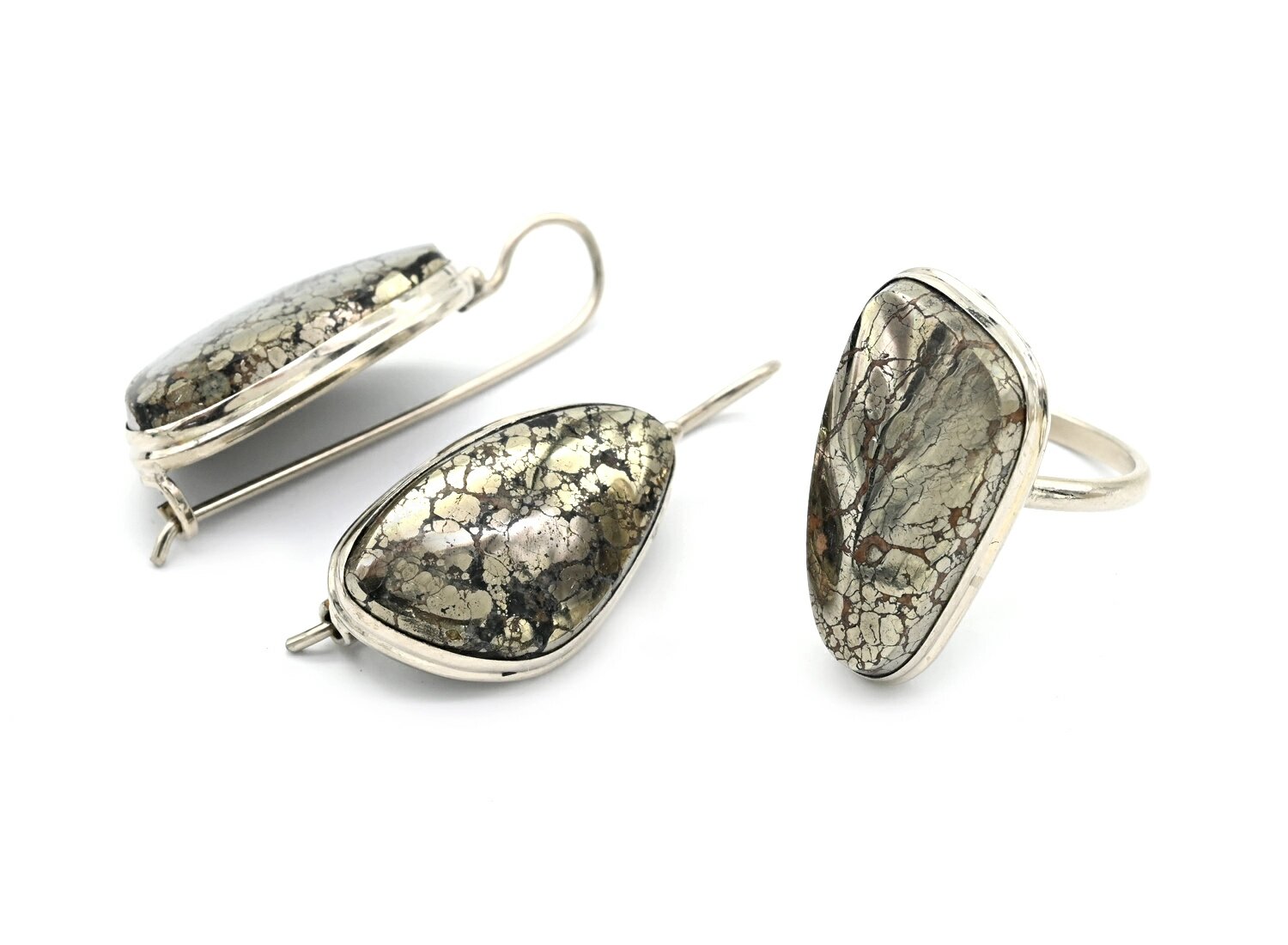 Комплект бижутерии, пирит