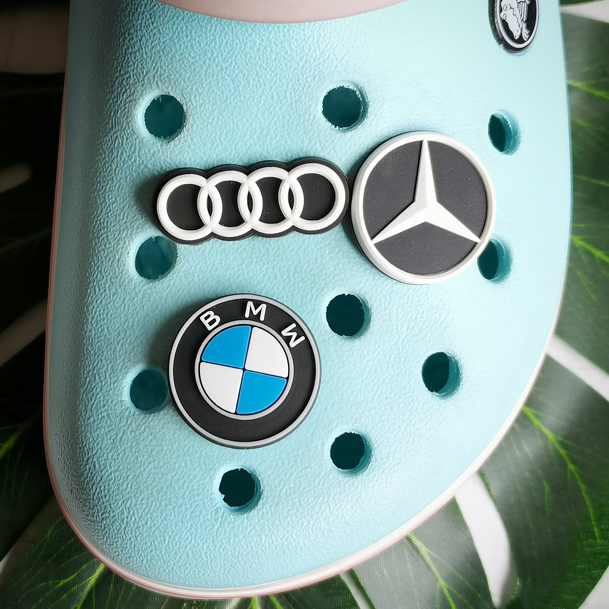 Джибитсы для Crocs машины БМВ Ауди Мерседес — фото 1