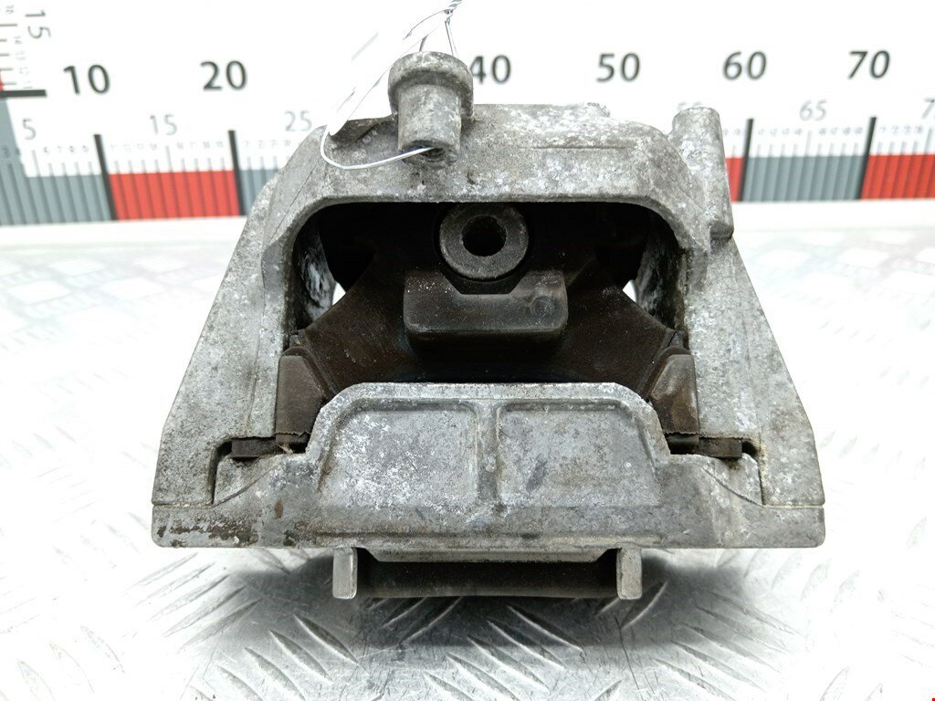 Подушка (опора) крепления двигателя Volkswagen Touran 1 1K0199262CN арт. 1978917