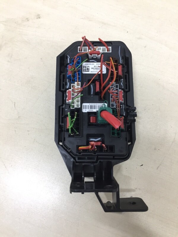 блок предохранителей BMW X5 30d F15 Ф15 61 14 6 819 653