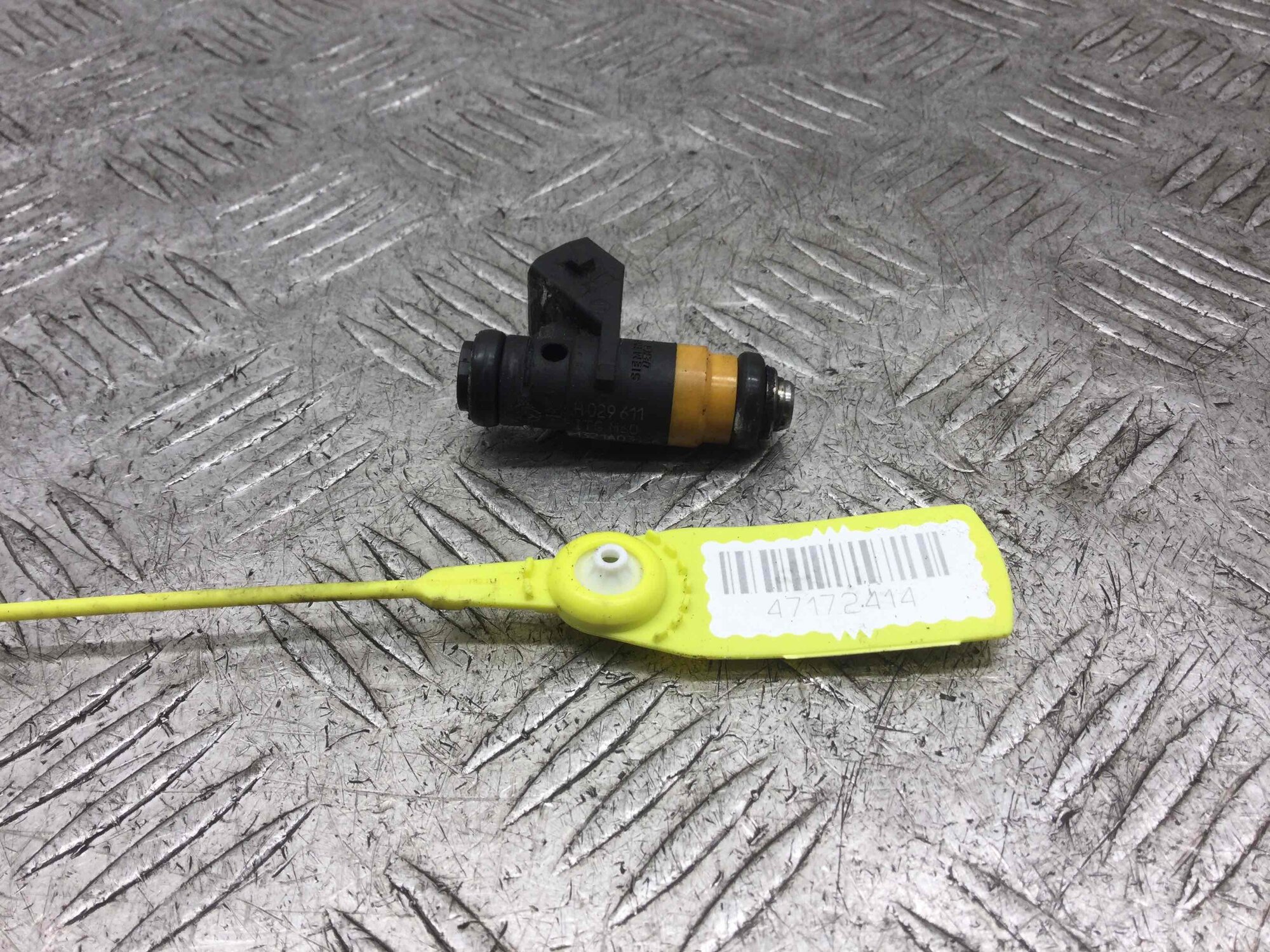 Б/У Форсунка Renault Megane 2 поколение [рестайлинг] (2006-2009) 2007 г.