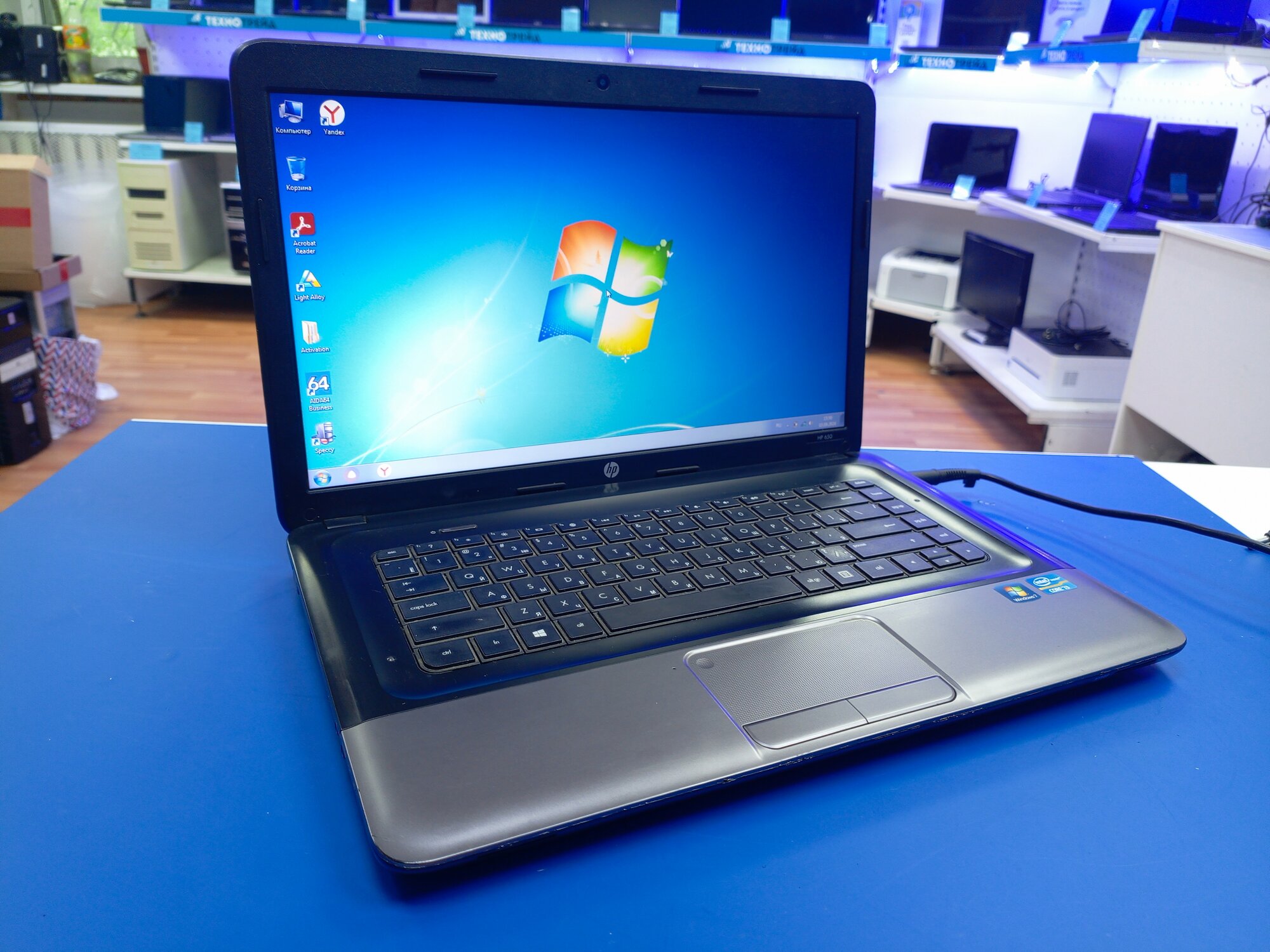 HP 650 H0V74ES#ACB\Intel Core i3-2328 2.20GHz (2+2 ядра)\4Gb DDR3\15.6" 1366x768\500Gb HDD\Intel HD (512Mb)