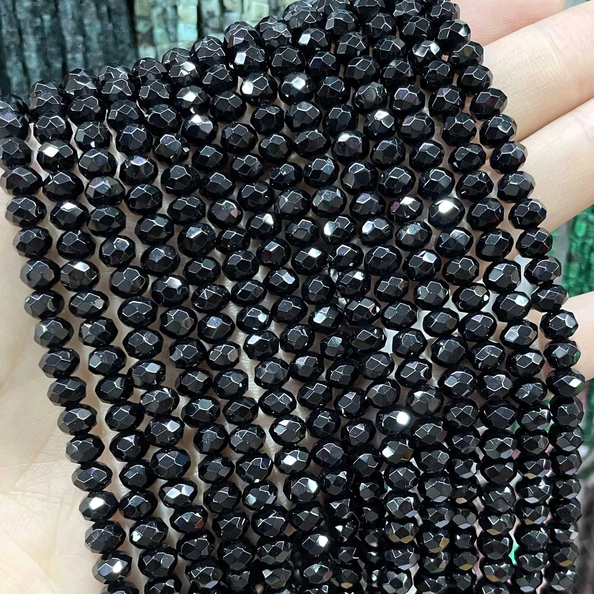 Бусины из черного оникса, оникса, халцедона, 3 х4 мм, 5 х8 мм