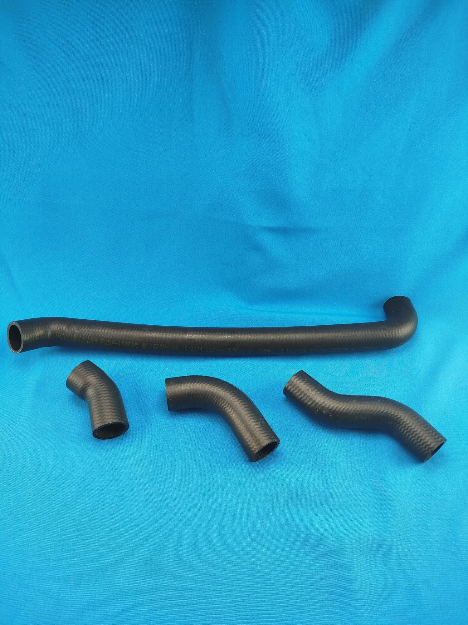 Патрубки радиатора (к-т) "БРТ" ВАЗ для а/м 21214 в упаковке