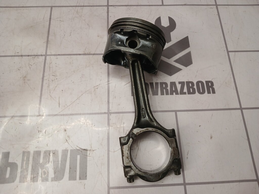 Поршень с шатуном Ford Focus 1 1998-2004