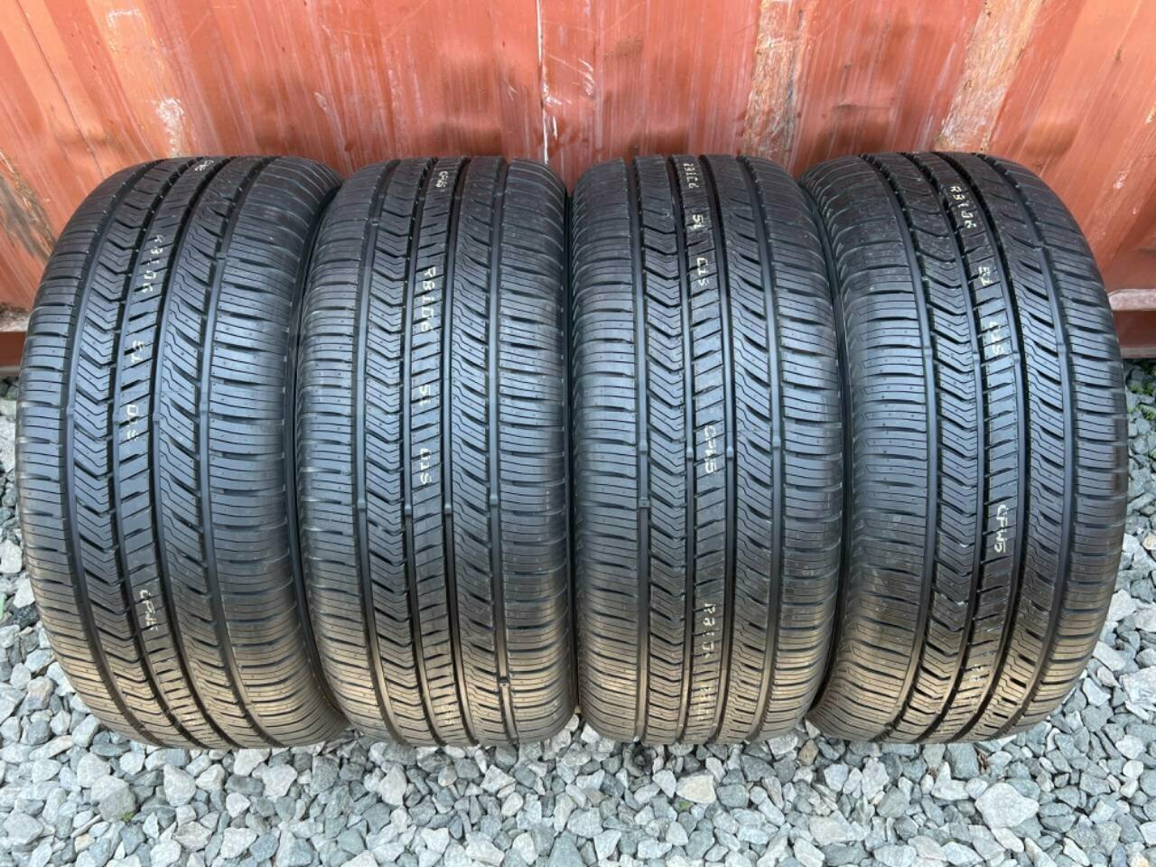 Летние Шины Yokohama Geolandar X-CV G057 265/50/20 Йокогама (265/50 R20) 4 шт.
