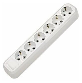 Колодка Makel на 6 гнёзд с заземлением и максимальной мощностью 3600Вт