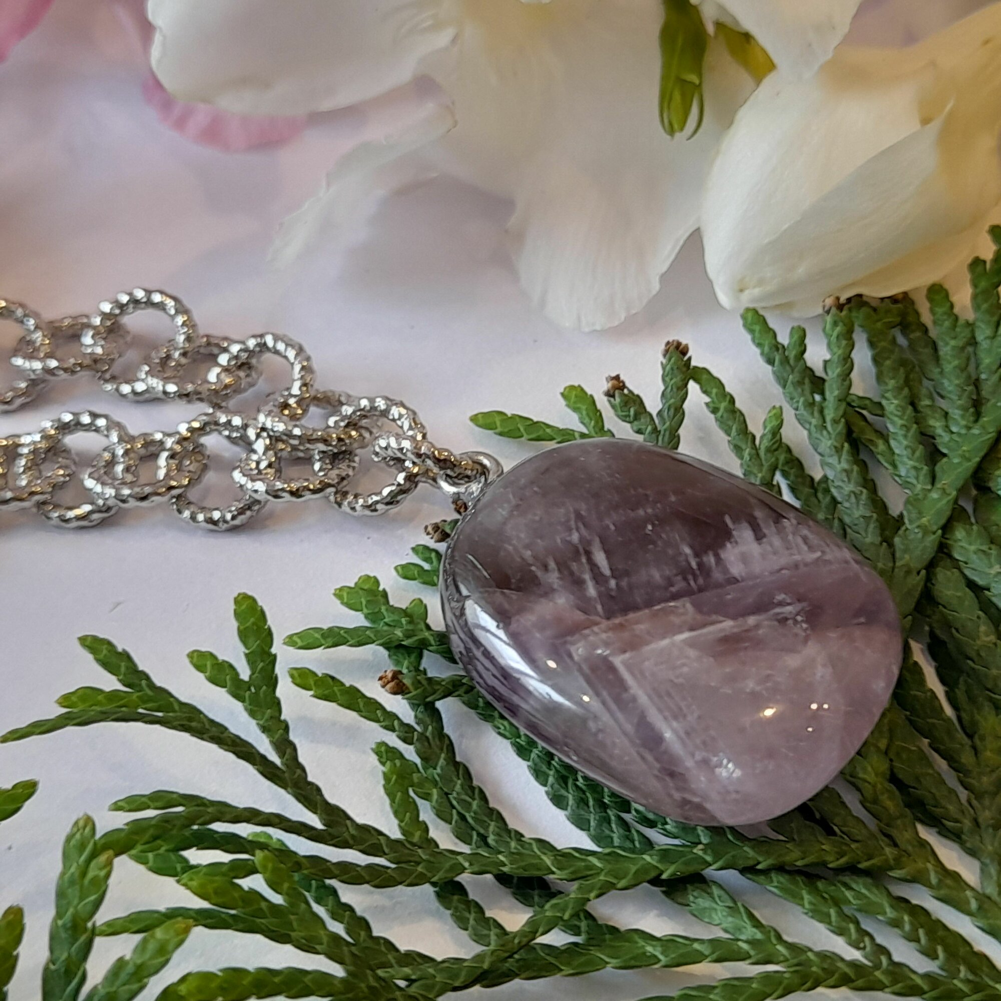 Колье, аметист