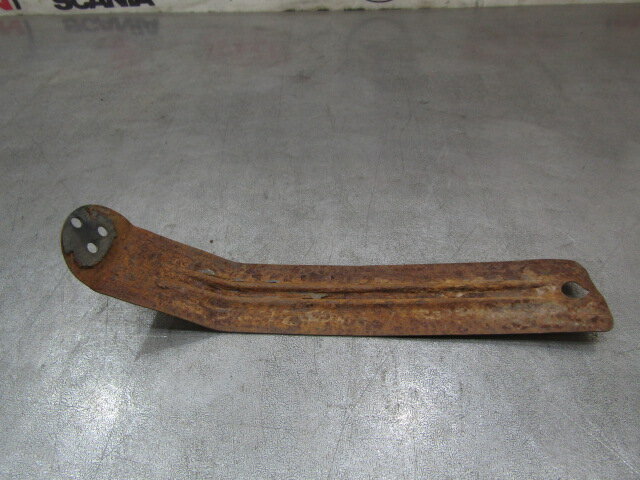 Кронштейн брызговика Scania P, R, G