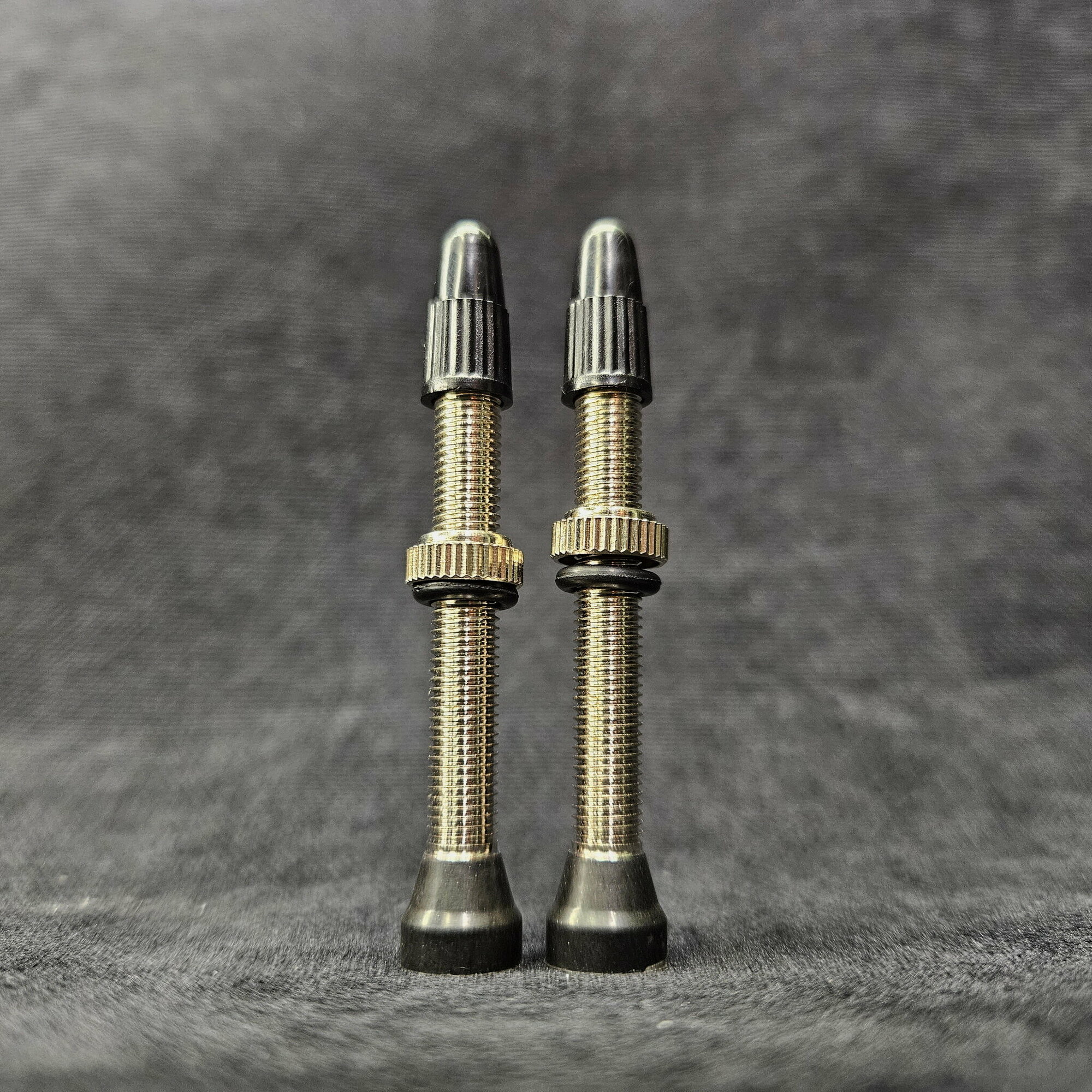 Комплект ободных бескамерных ниппелей ColtBikes, 48 мм, Presta, латунные, 2 штуки