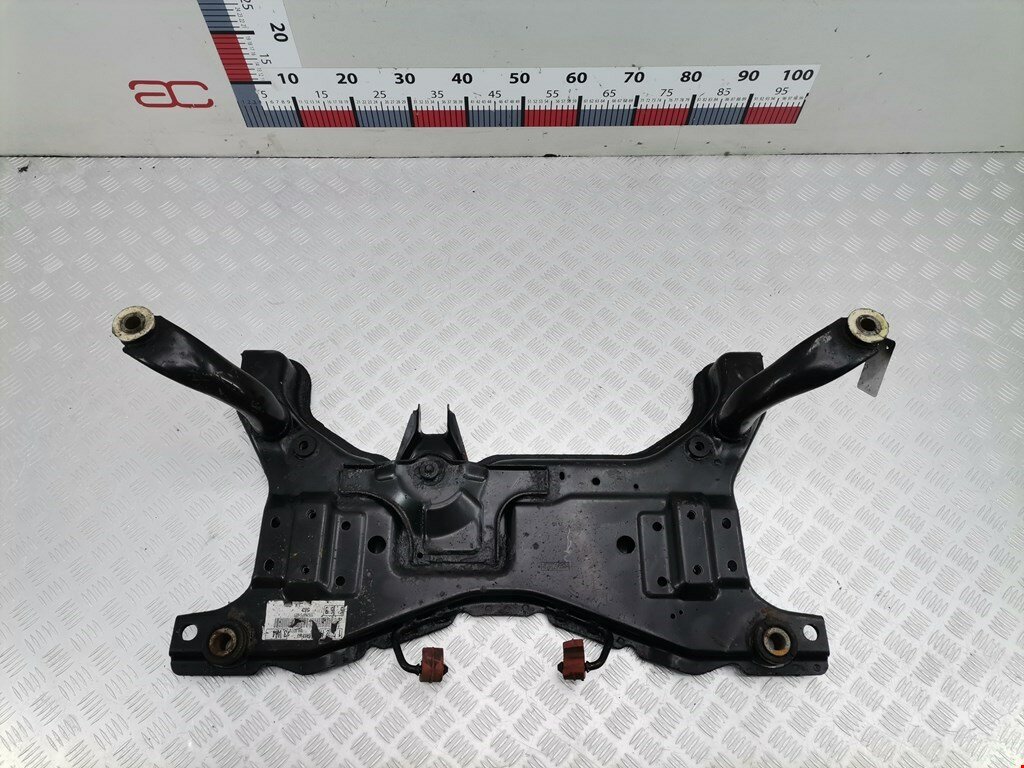 Балка подмоторная (подрамник) Ford Focus 2 1734687 арт. 1815989