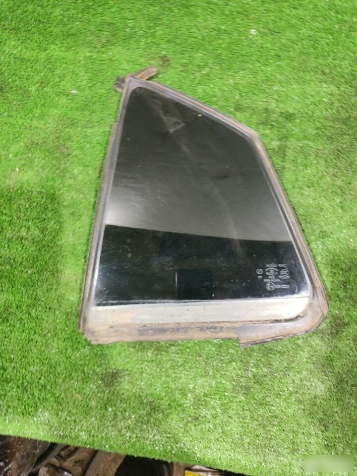 Форточка задней левой двери Mazda 6 GG лифтбэк