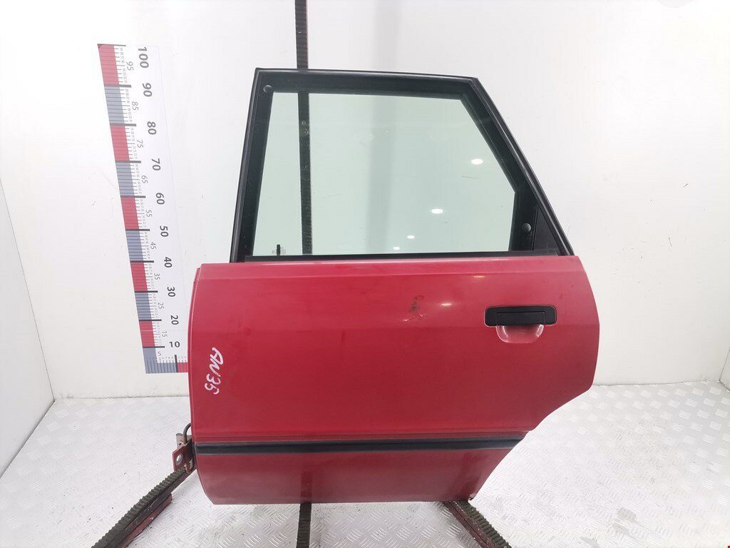 Дверь задняя левая Audi 80 B4 8A0833051 арт. 1609394