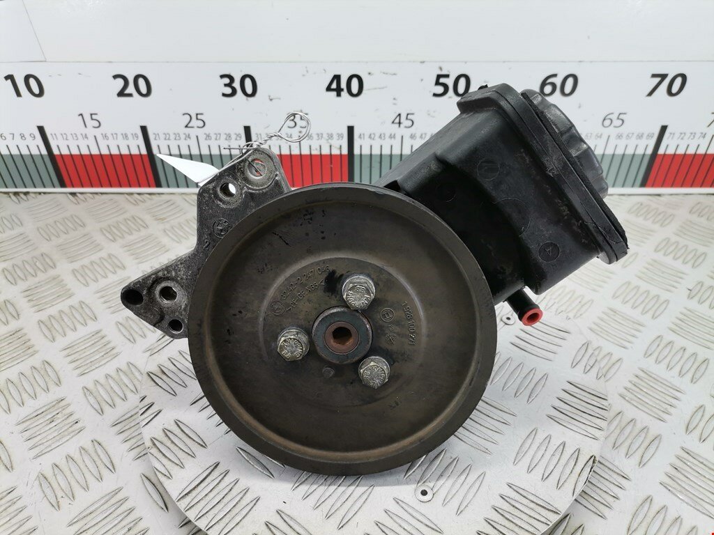 Насос гидроусилителя руля (ГУР) BMW 5-Series (E39) 32411095749 арт. 2143710