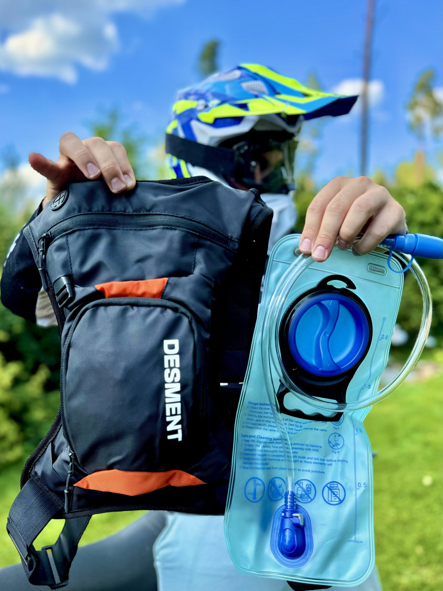 Desment Рюкзак с гидратором черный оранжевый