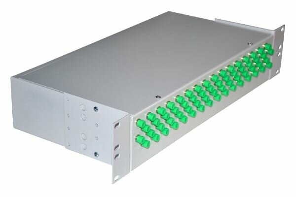 Кросс стоечный оптический VIMCOM 19' укомплектованный 2U, 64 порта FC/APC, 9/125 мкм (сплайс-кассета, пигтейлы, адаптеры, КДЗС), сплошная панель, серый.